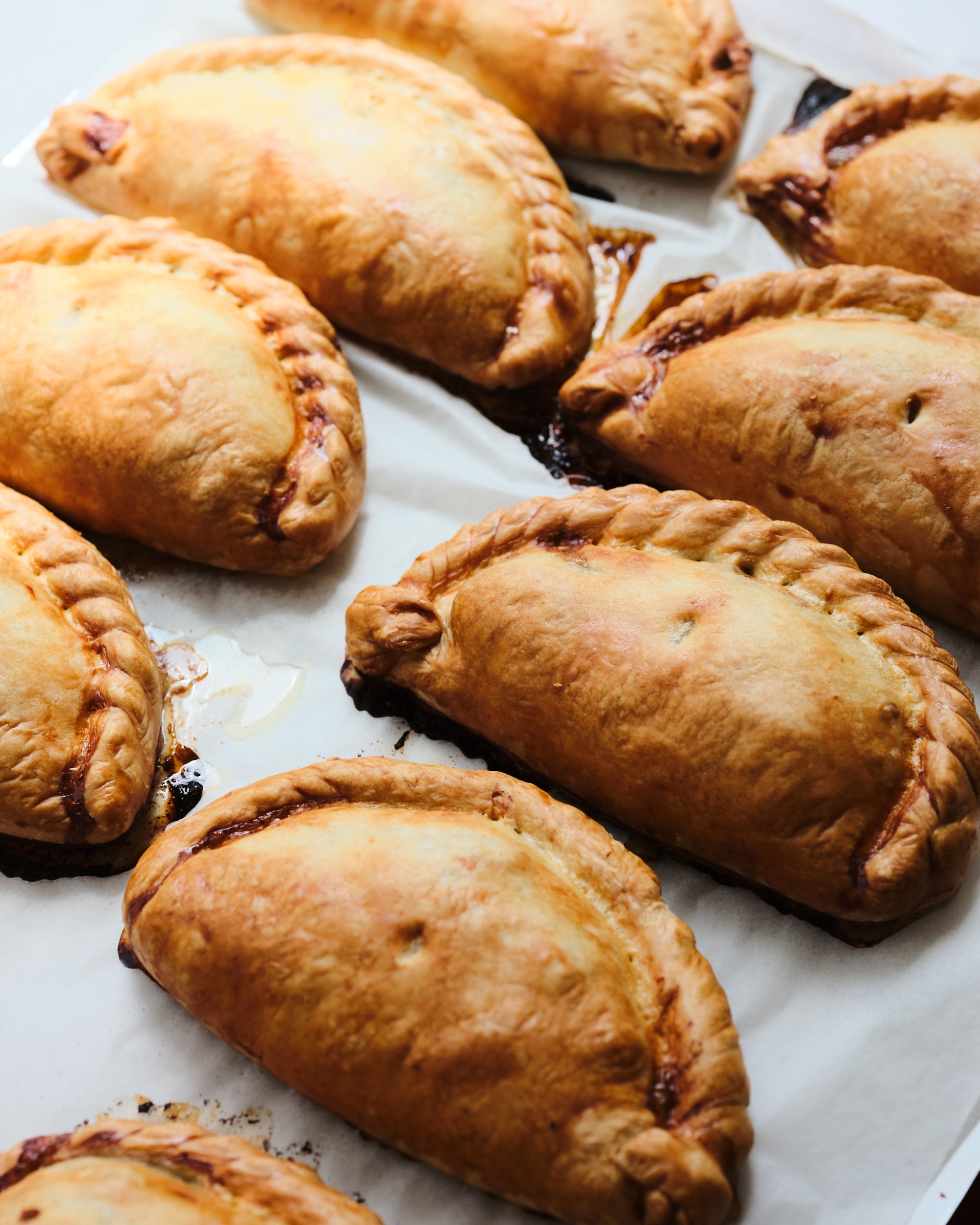 Box of 10 : Choose Your Own Flavours – Cornish Bakery